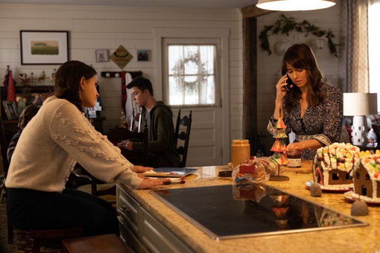 ¿Hawkeye nos presentó a Laura Barton como Mockingbird? | Marvel